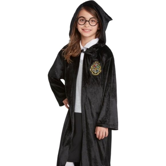 Wizarding World | Costumes | Nwt Harry Potter Childs Hogwarts Robe ...